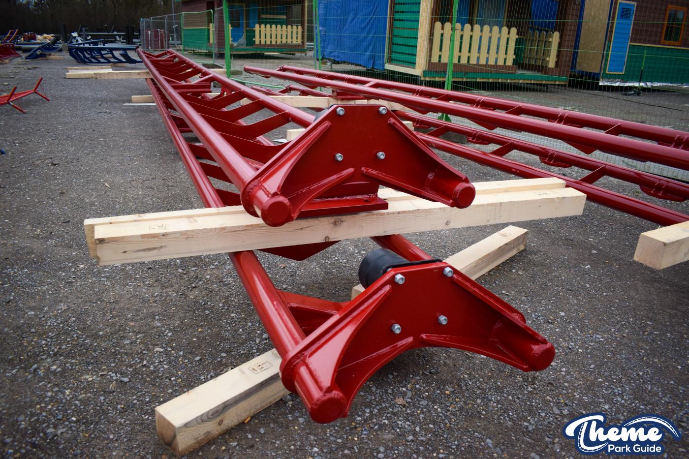 Minifigure Speedway Construction | Theme Park Guide